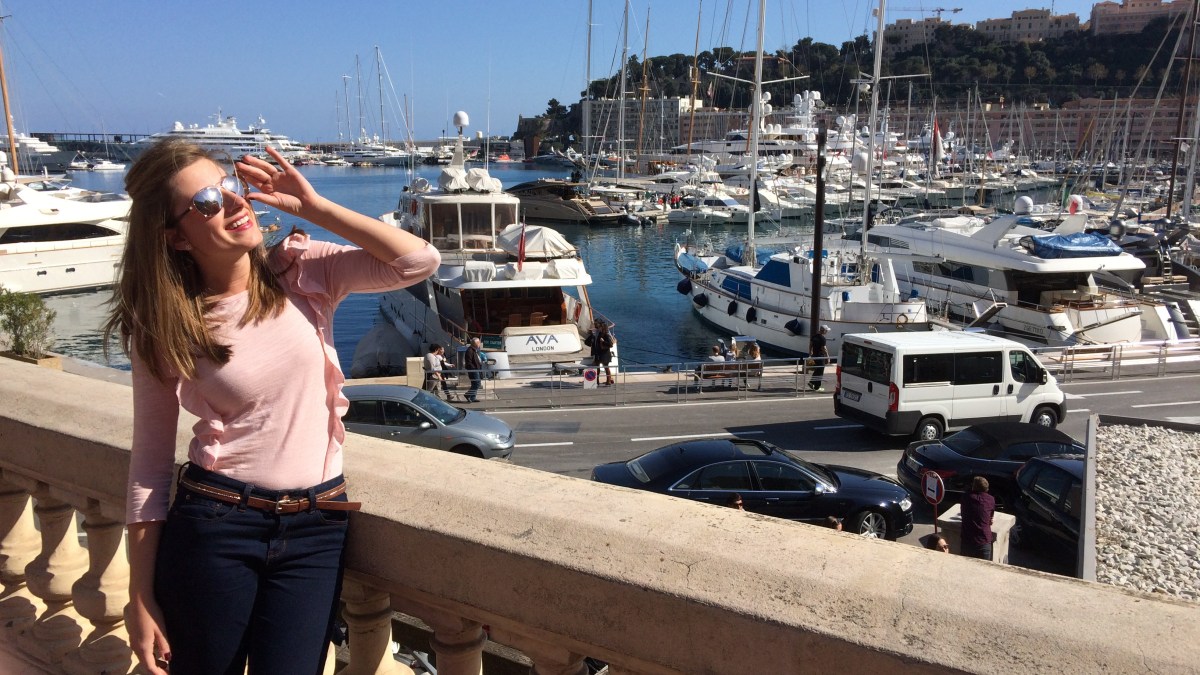 Contact – Indiana Jane